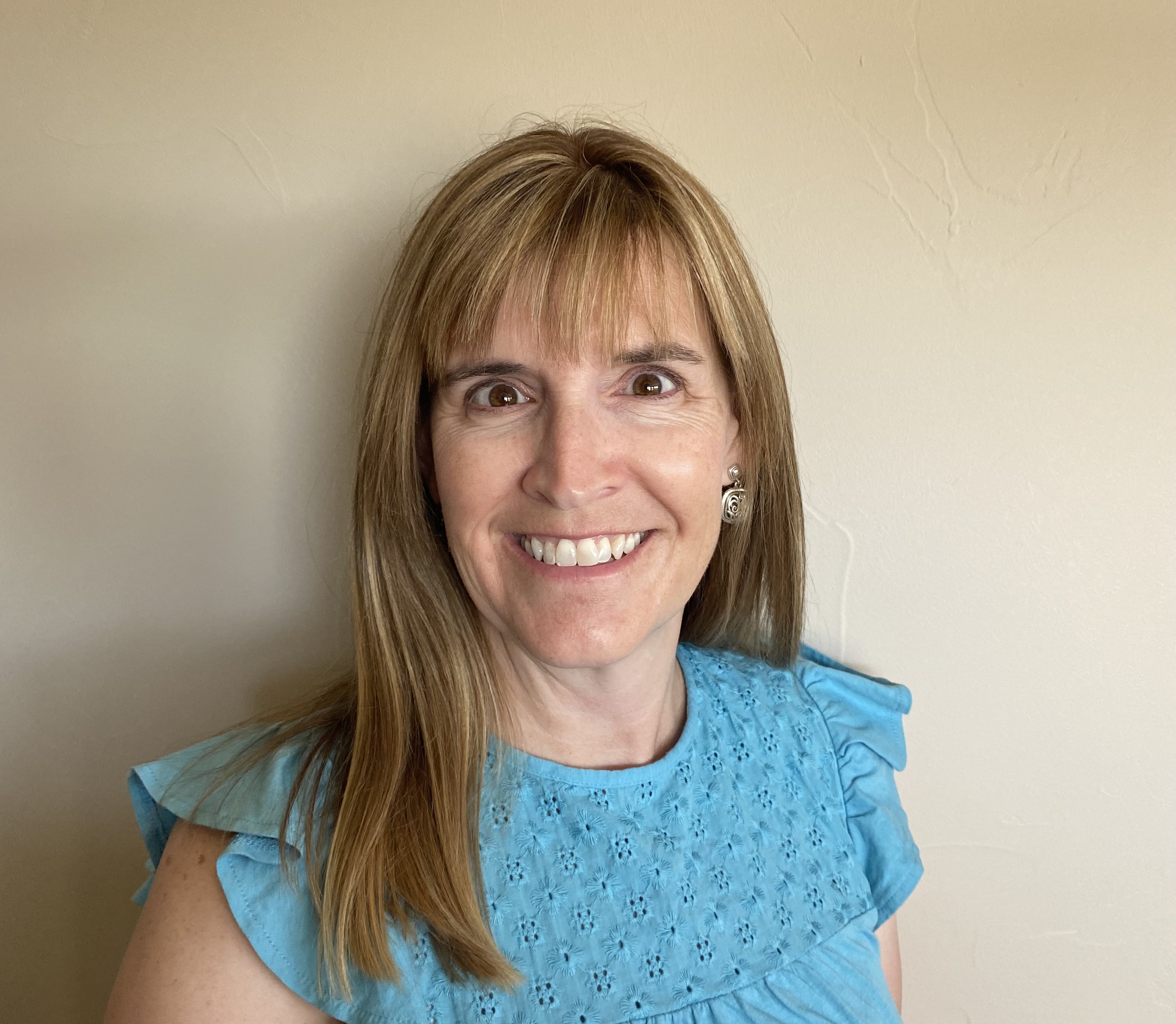 About – Tiffany Painter